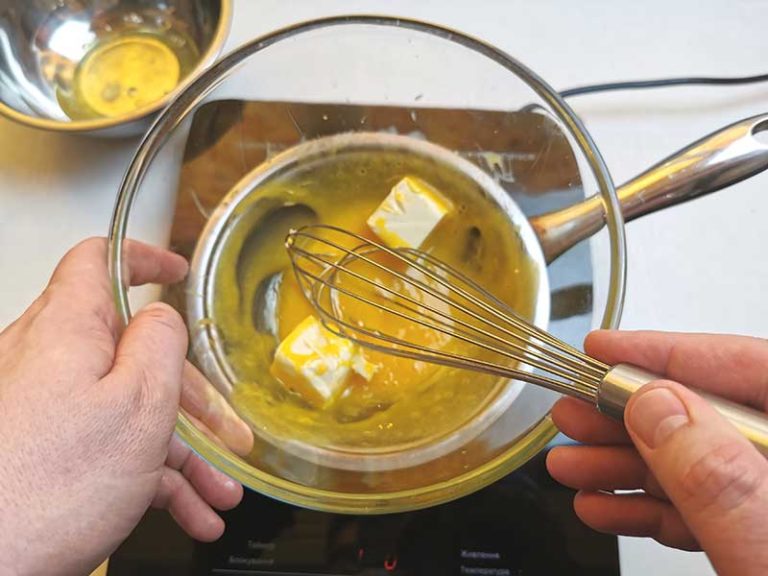 Філе минтая із соусом голландез від Євгена Клопотенка